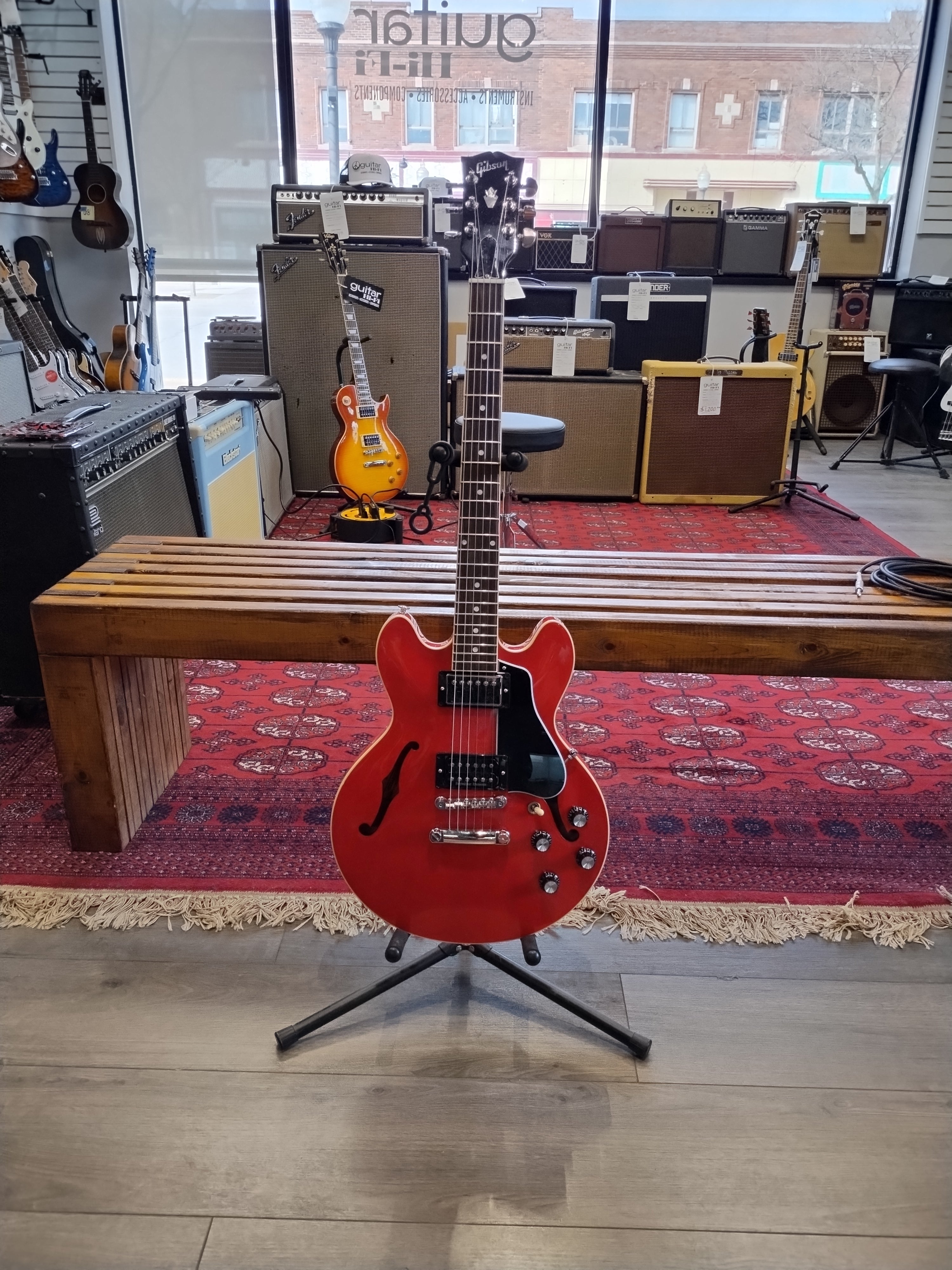 Gibson ES-339 | Guitar Hi-Fi