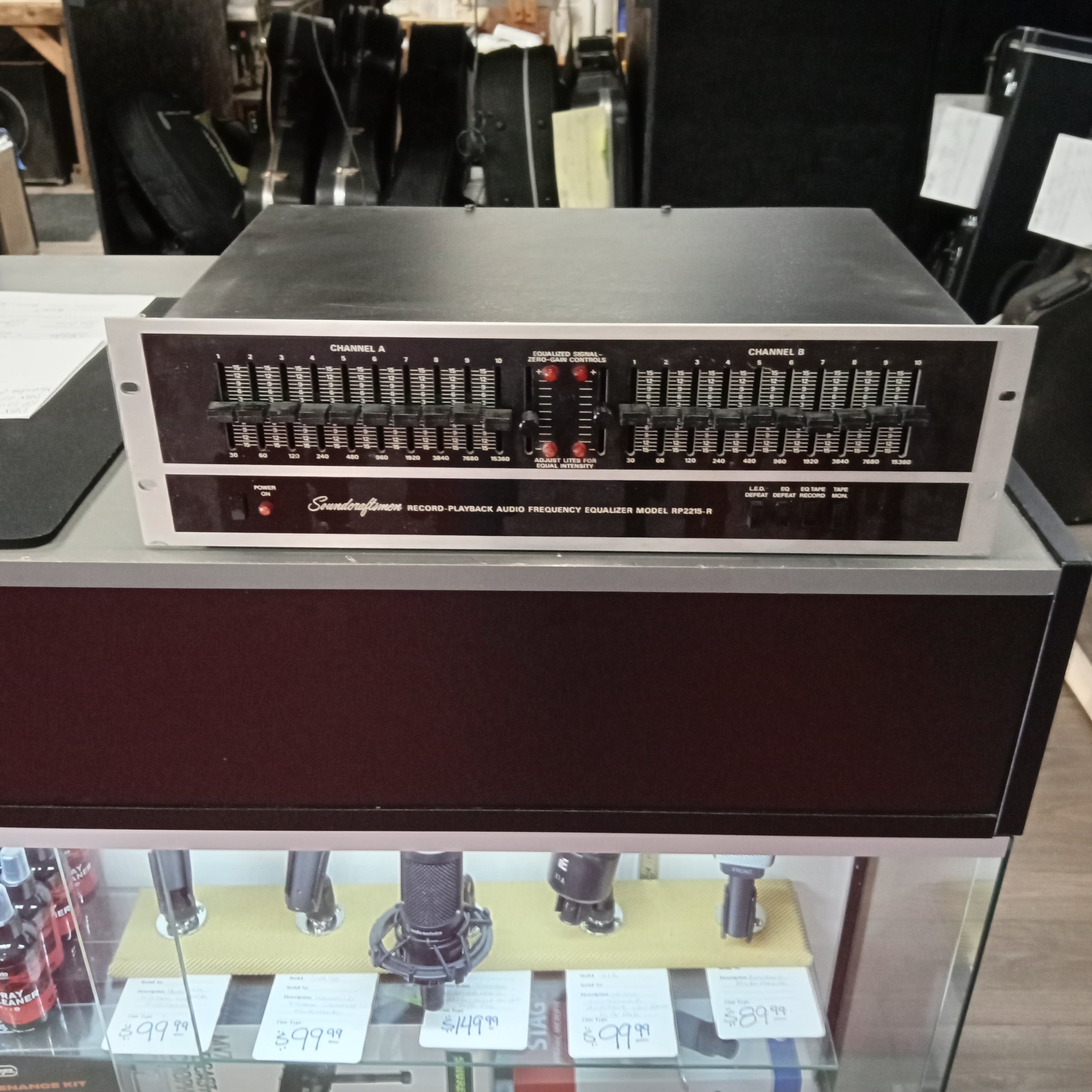 Soundcraftsmen RP2215 EQ | Guitar Hi-Fi