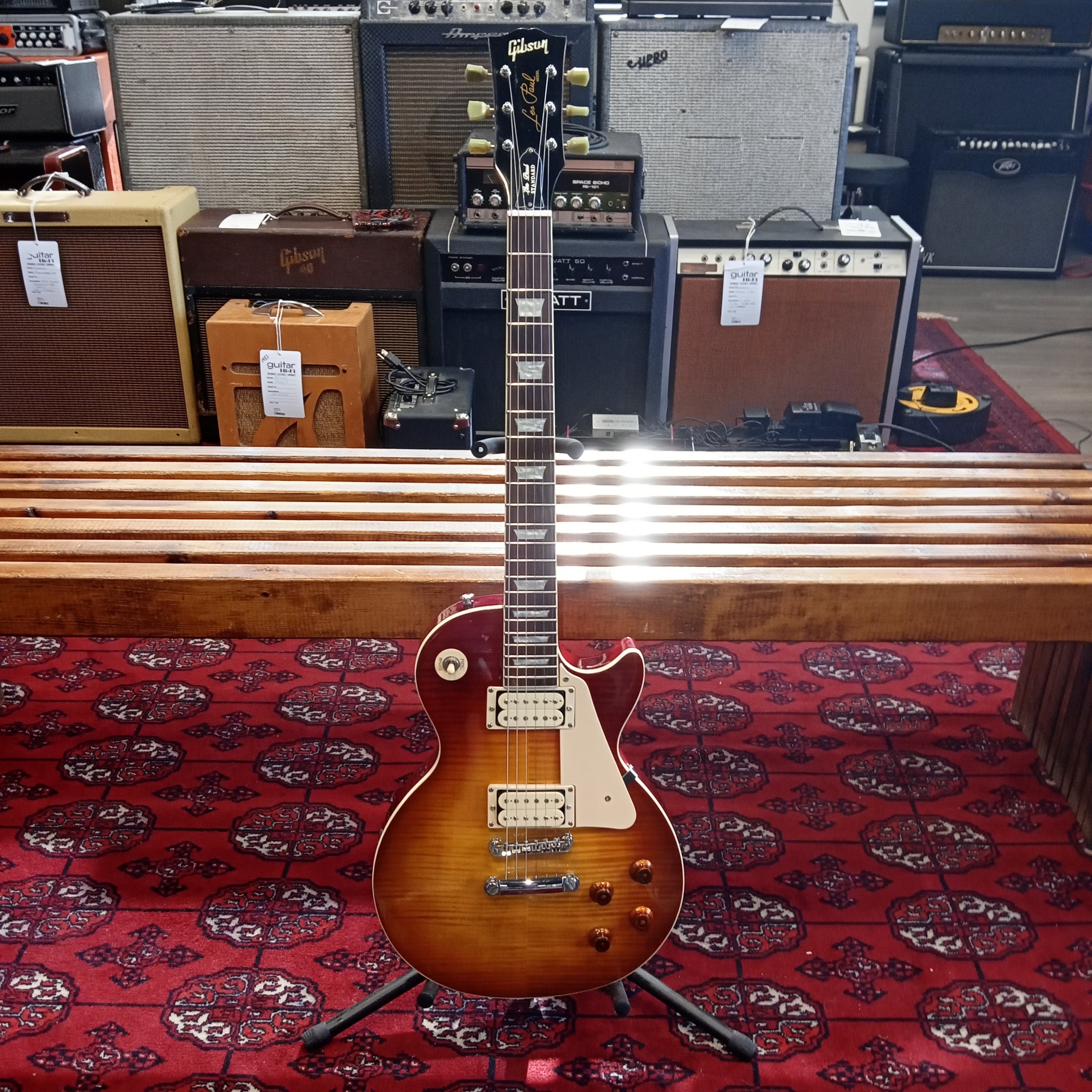 Chibson Less Paul | Guitar Hi-Fi