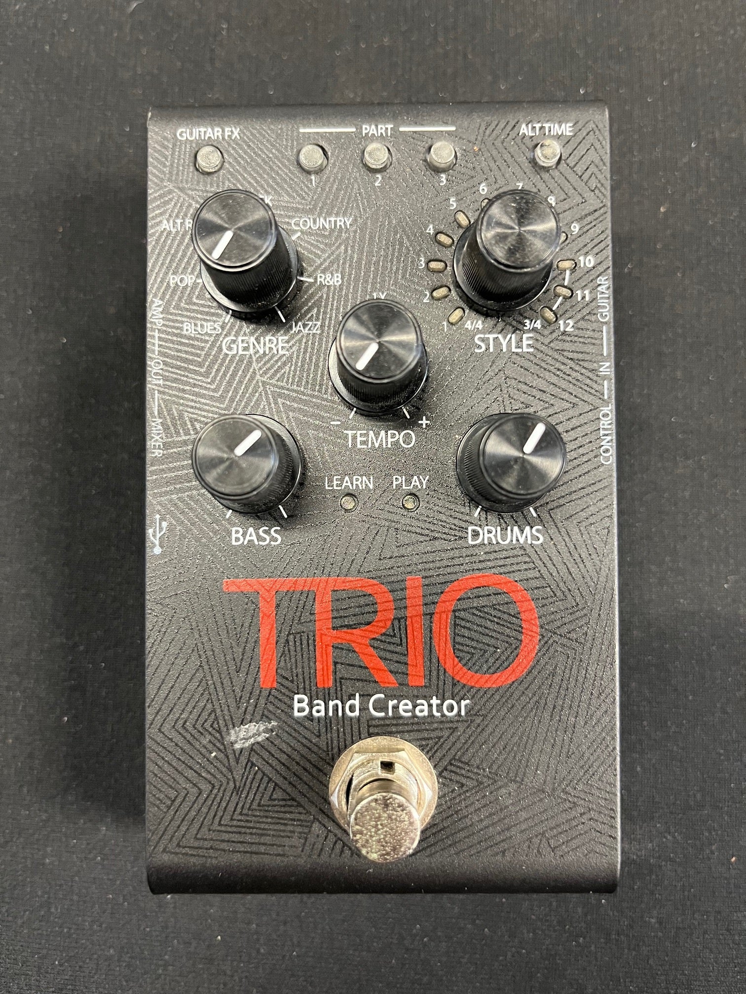 Digitech TRIO pedal | Guitar Hi-Fi
